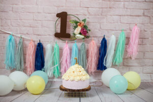 cake smash decor ss2 PJ - Bebe Photography